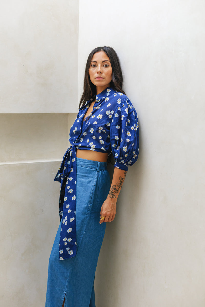 Blue Daisy Day Top – em & shi